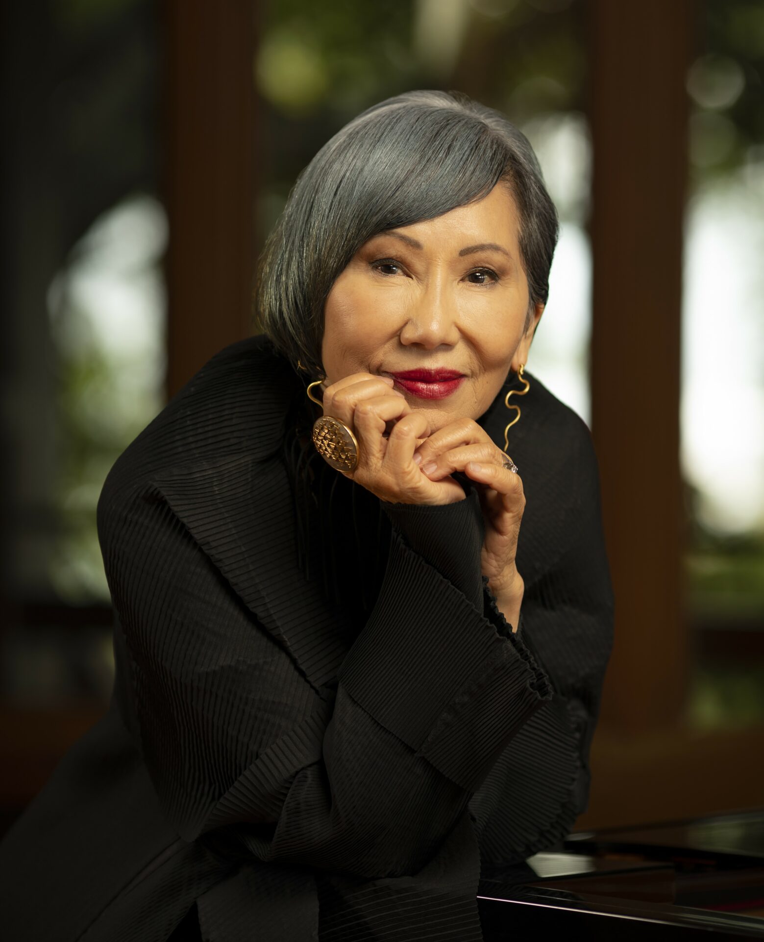 Amy Tan’s Backyard Birds | Roger Tory Peterson Institute